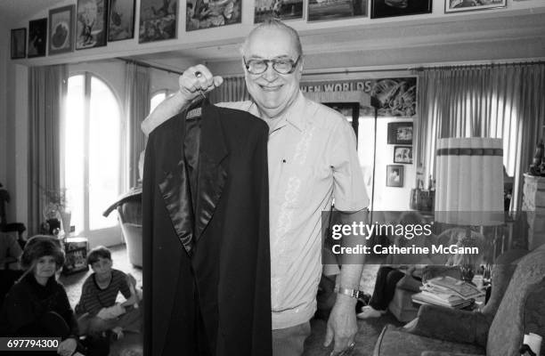 Ca Forrest Ackerman Photos Et Images De Collection Getty Images