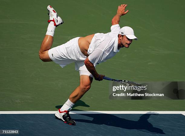 Andy Roddick Serve Photos And Premium High Res Pictures Getty Images