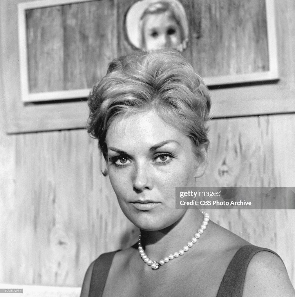 American Film Actress Kim Novak Poses For A Photograph In Her House