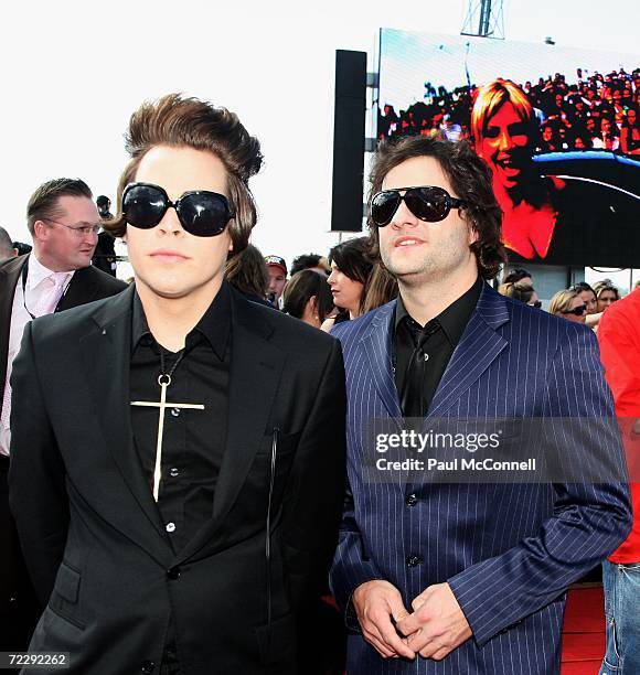 Luke Steele Singer Photos And Premium High Res Pictures Getty Images