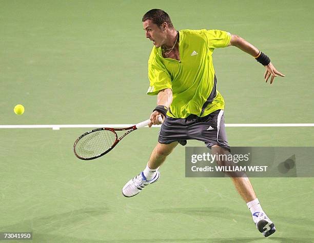 51 Australian Open Mens Singles Third Round Andy Roddick Vs Marat Safin Photos And High Res