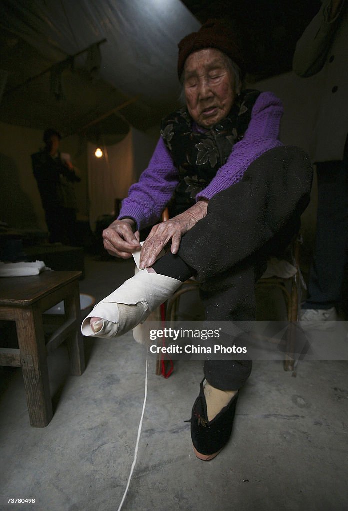 100 Year Old Bound Feet Woman Whose Surname Is Luo Pu Displays Her