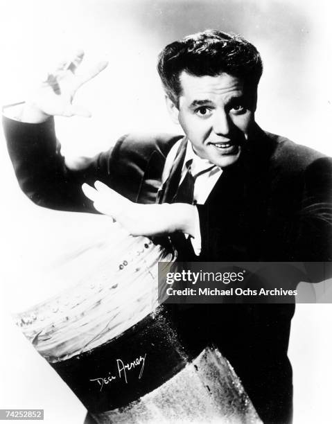 Desi Arnaz Photos And Premium High Res Pictures Getty Images