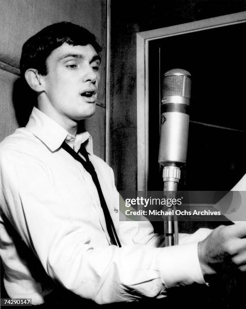 Gene Pitney Photos Photos And Premium High Res Pictures Getty Images