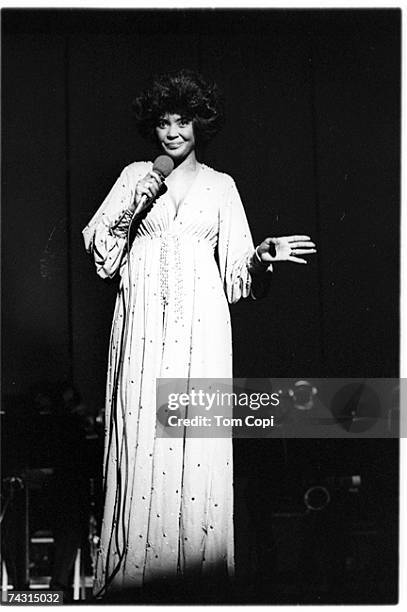Nancy Wilson Jazz Singer Photos And Premium High Res Pictures Getty