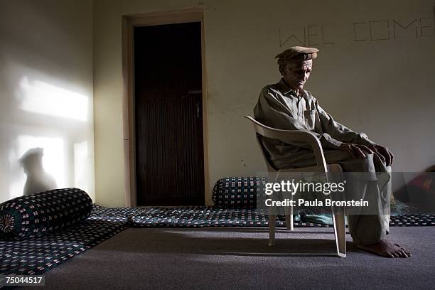 129 Wazir Ali Photos And High Res Pictures Getty Images