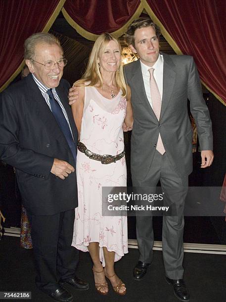 Sir David Frost And Lady Carina Frost Photos and Premium High Res ... Sir David Frost And Lady Carina Frost Photos and Premium High Res ...