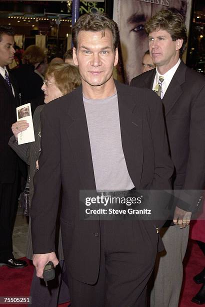 Patrick Swayze 2000 Photos And Premium High Res Pictures Getty Images