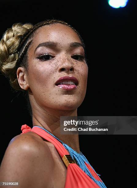 Luau At The Mansion Inside Photos And Premium High Res Pictures Getty Images