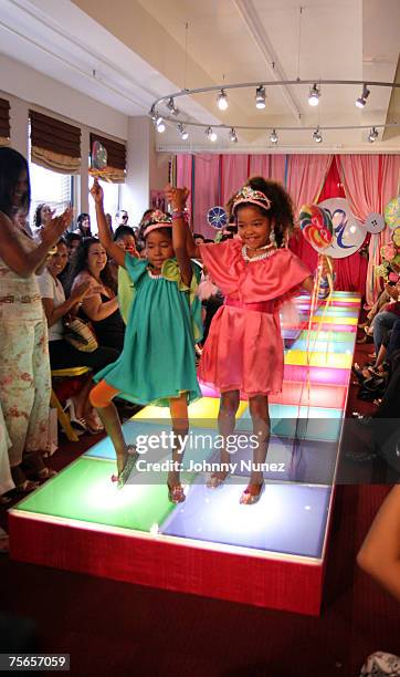 Ming And Aoki Photos And Premium High Res Pictures Getty Images