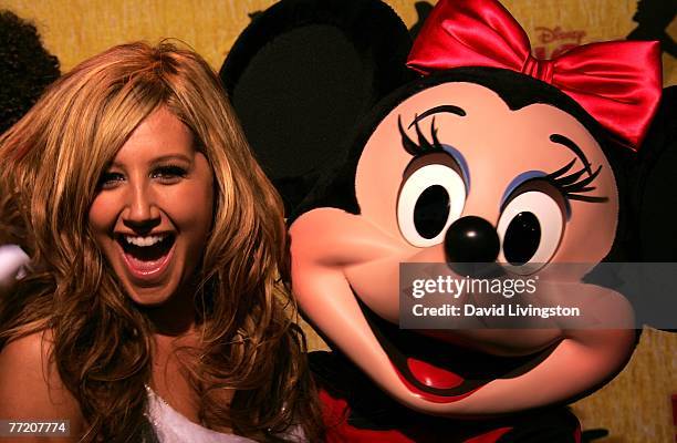 71 Minnie Ashley Stock Photos, High-Res Pictures, and Images - Getty Images 71 Minnie Ashley Stock Photos, High-Res Pictures, and Images - Getty Images