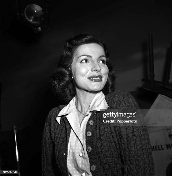 52 Elizabeth Sellars Photos And High Res Pictures Getty Images