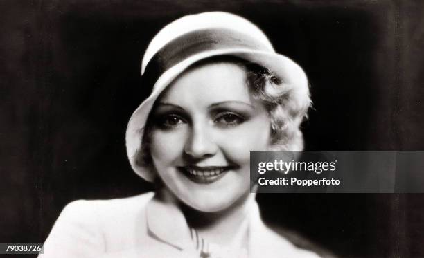Nancy Carroll American Actress Photos And Premium High Res Pictures Getty Images