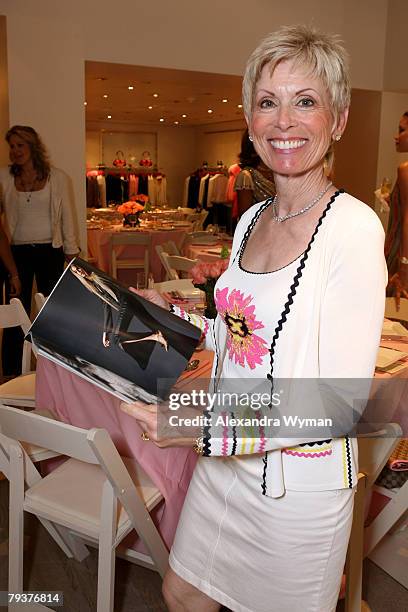 147 Dr Laura Schlessinger Stock Photos, High-Res Pictures, and Images ... 147 Dr Laura Schlessinger Stock Photos, High-Res Pictures, and Images ...
