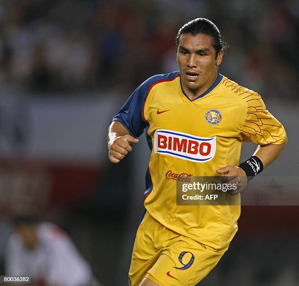 Salvador Cabañas Photos And Premium High Res Pictures Getty Images