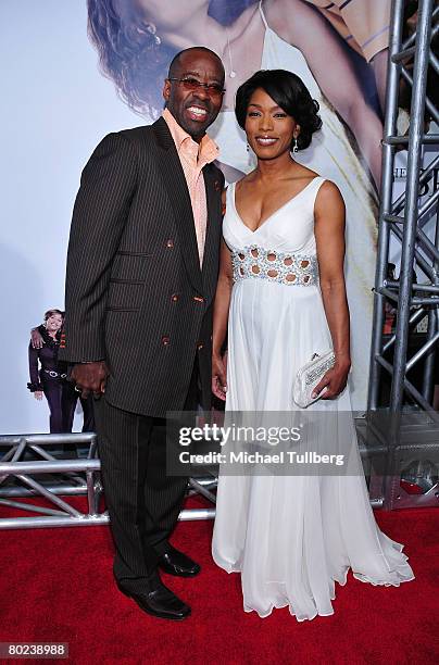 Angela Bassett Husband Photos And Premium High Res Pictures Getty Images