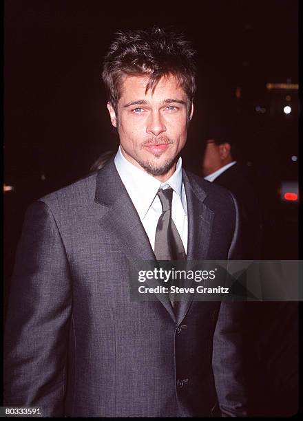 Brad Pitt 1998 Photos And Premium High Res Pictures Getty Images