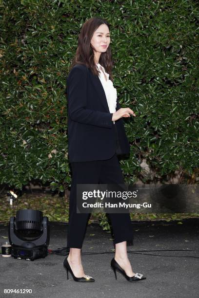 Lee So Ra Model Photos And Premium High Res Pictures Getty Images