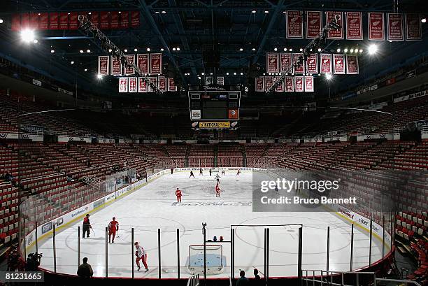 Detroit Red Wings Team Practice Photos and Premium High Res Pictures ... Detroit Red Wings Team Practice Photos and Premium High Res Pictures ...
