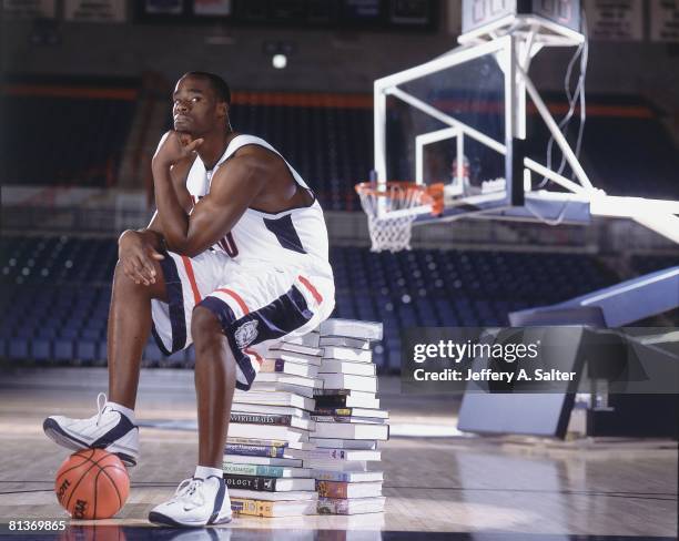 Emeka Okafor Connecticut Photos and Premium High Res Pictures - Getty ... Emeka Okafor Connecticut Photos and Premium High Res Pictures - Getty ...