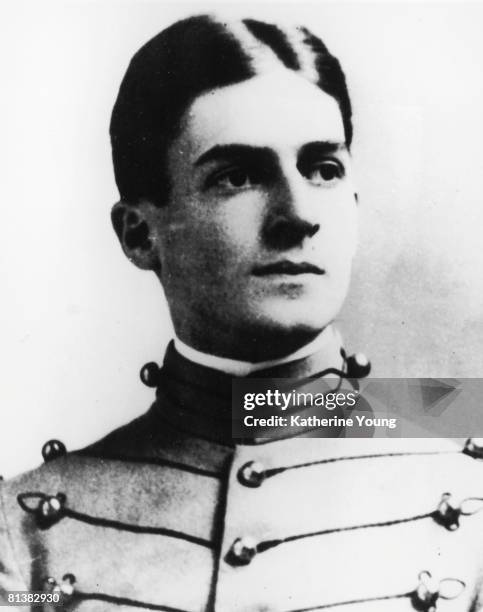 General Macarthur Photos And Premium High Res Pictures Getty Images