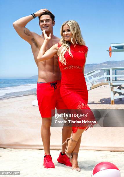 Madame Tussauds Hollywood Unveils A Wax Figure Of Zac Efron Photos And