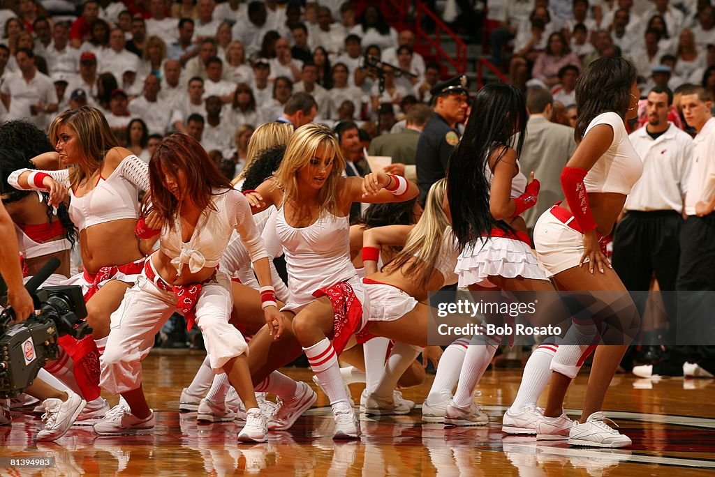 Nba Playoffs Miami Heat Dance Team Cheerleaders On Court During Game