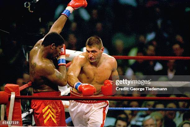 Bowe V Golota Photos And Premium High Res Pictures Getty Images