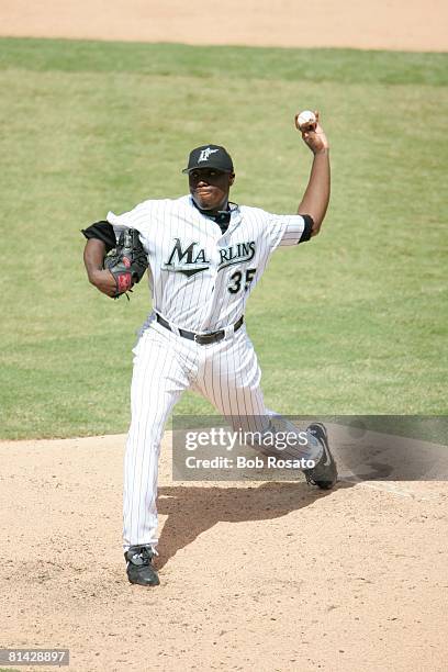 84 Philadelphia Phillies Dontrelle Willis Photos And High Res Pictures