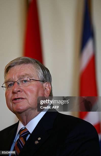 418 Eric Newell Stock Photos, High-Res Pictures, and Images - Getty Images 418 Eric Newell Stock Photos, High-Res Pictures, and Images - Getty Images
