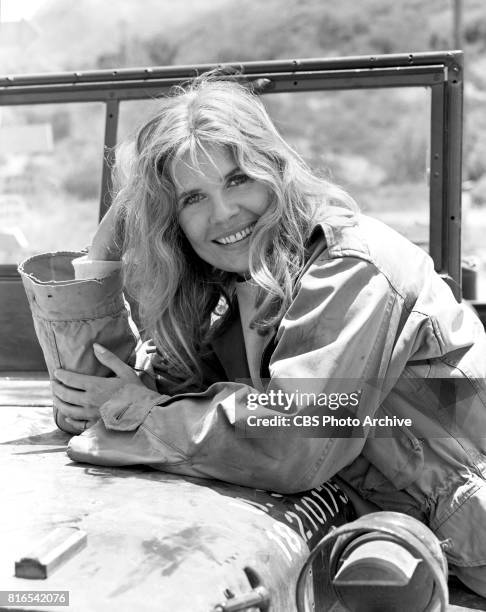 Mash 1972 Tv Show Photos And Premium High Res Pictures Getty Images