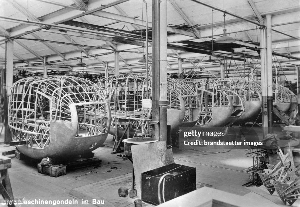 The 5 gondola of the Airship LZ127 The 5 gondola of the Airship LZ127