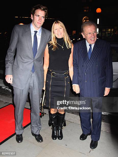 Sir David Frost And Lady Carina Frost Photos and Premium High Res ... Sir David Frost And Lady Carina Frost Photos and Premium High Res ...