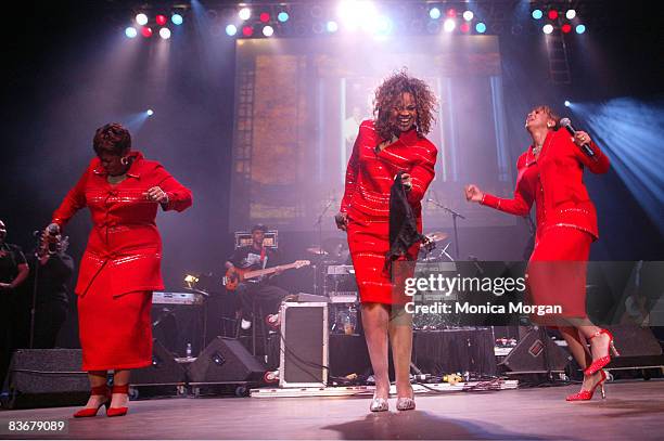 590 The Clark Sisters Photos And High Res Pictures Getty Images