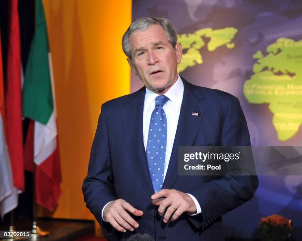 George W Bush 2008 Photos And Premium High Res Pictures Getty Images