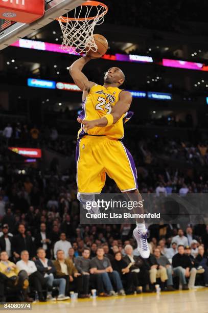 1 188 Kobe Bryant Vs Knicks Photos And High Res Pictures Getty Images
