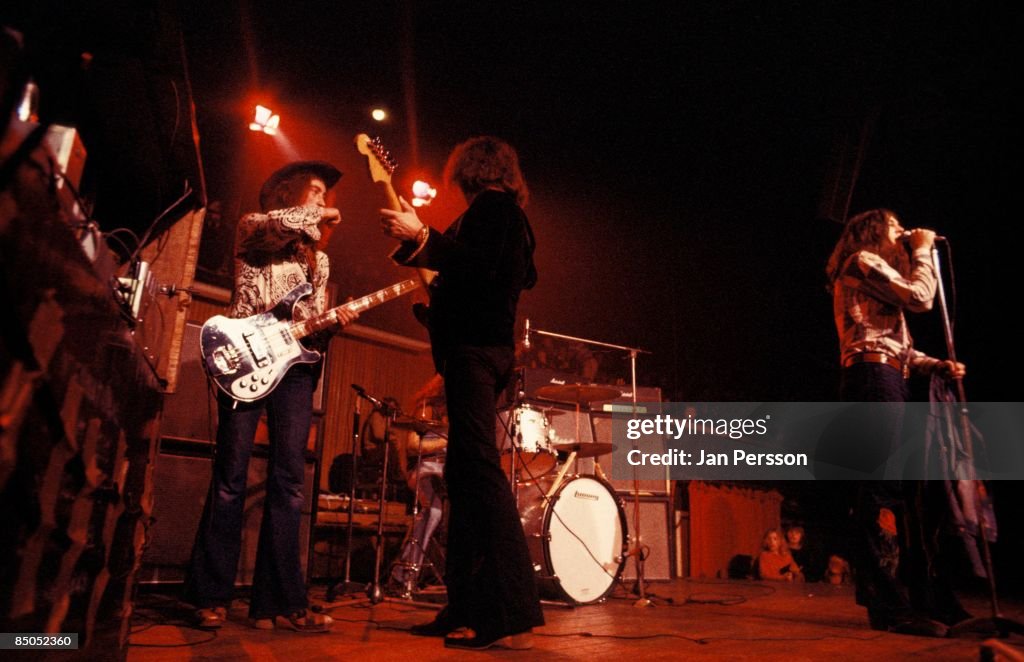 Photo of Ritchie BLACKMORE and DEEP PURPLE and Ian GILLAN and Roger ... Photo of Ritchie BLACKMORE and DEEP PURPLE and Ian GILLAN and Roger ...