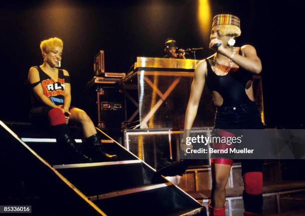 Sandra Pepa” Denton Photos And Premium High Res Pictures Getty Images