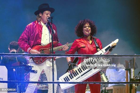 Win Butler And Régine Chassagne Of Arcade Fire Perform At Uno News