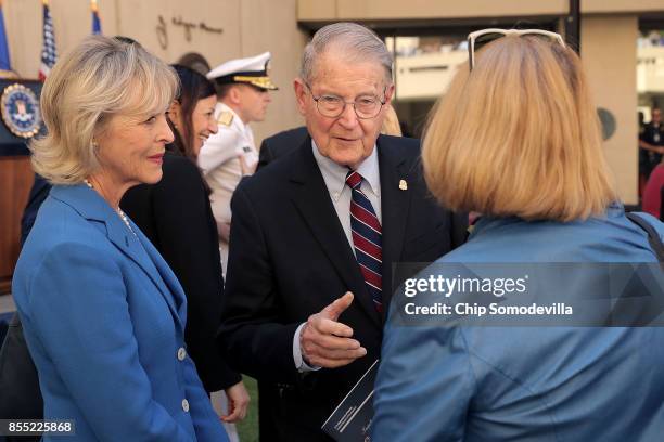 William H Webster Fbi Photos and Premium High Res Pictures - Getty Images William H Webster Fbi Photos and Premium High Res Pictures - Getty Images