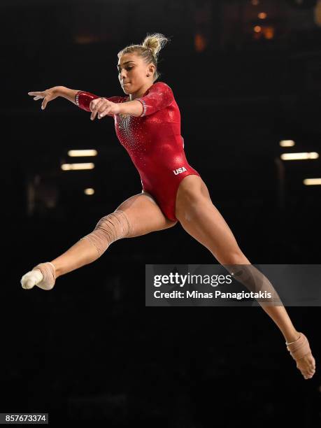 Ashton Locklear Photos Et Images De Collection Getty Images