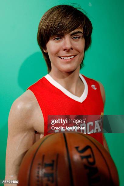 Zac Efron Wax Figure Photos And Premium High Res Pictures Getty Images