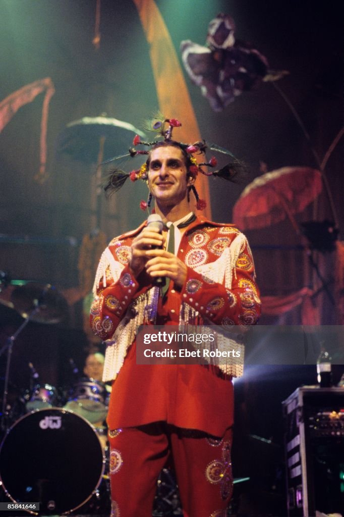 Photo Of Janes Addiction And Perry Farrell Perry Farrell Performing