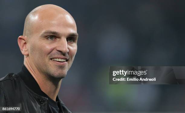 Esteban Cambiasso Photos Photos And Premium High Res Pictures Getty Images