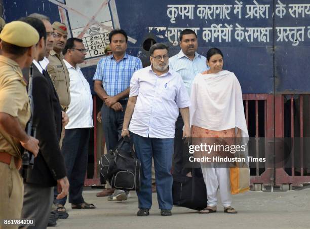 Aarushi Hemraj Murder Case Rajesh Nupur Talwar Released From Dasna Jail