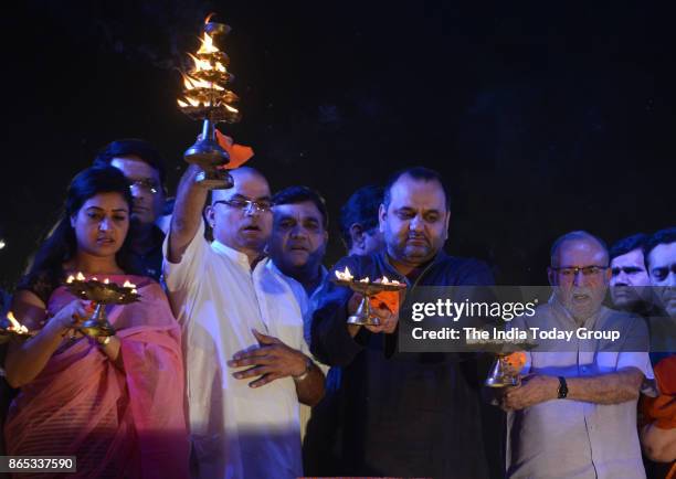 Mahesh Giri Photos and Premium High Res Pictures - Getty Images Mahesh Giri Photos and Premium High Res Pictures - Getty Images