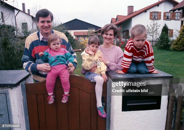 1,240 Ehefrau Karin Stock Photos, High-Res Pictures, and Images - Getty ... 1,240 Ehefrau Karin Stock Photos, High-Res Pictures, and Images - Getty ...