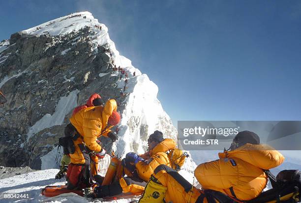 31 Mount Everest Hillary Step Stock Photos, High-Res Pictures, and ... 31 Mount Everest Hillary Step Stock Photos, High-Res Pictures, and ...
