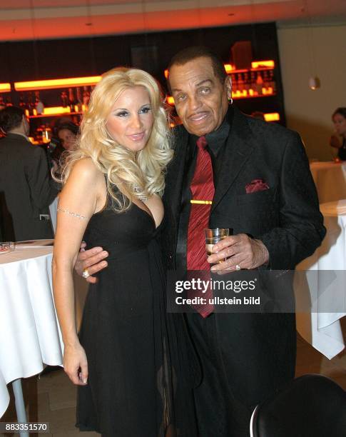 Joseph Walter Joe Jackson Photos and Premium High Res Pictures - Getty ... Joseph Walter Joe Jackson Photos and Premium High Res Pictures - Getty ...