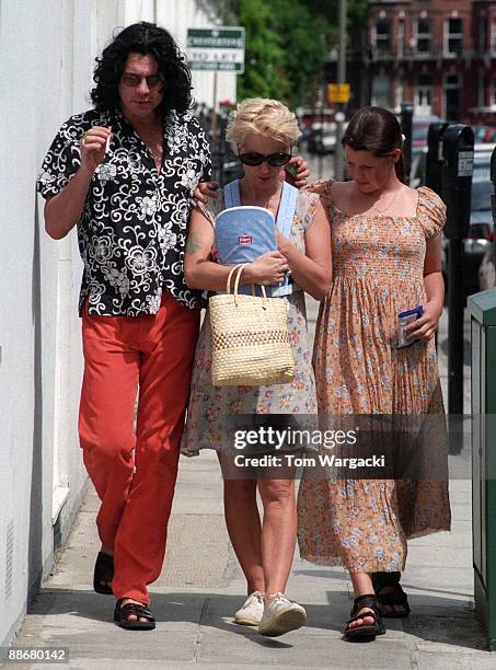 Paula Yate Photos Et Images De Collection Getty Images